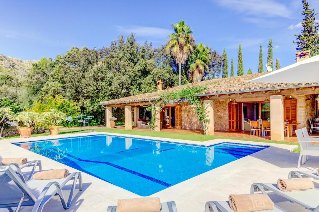 Villa Camp Gran by Sealand Villas | Villas Mallorca Rentals